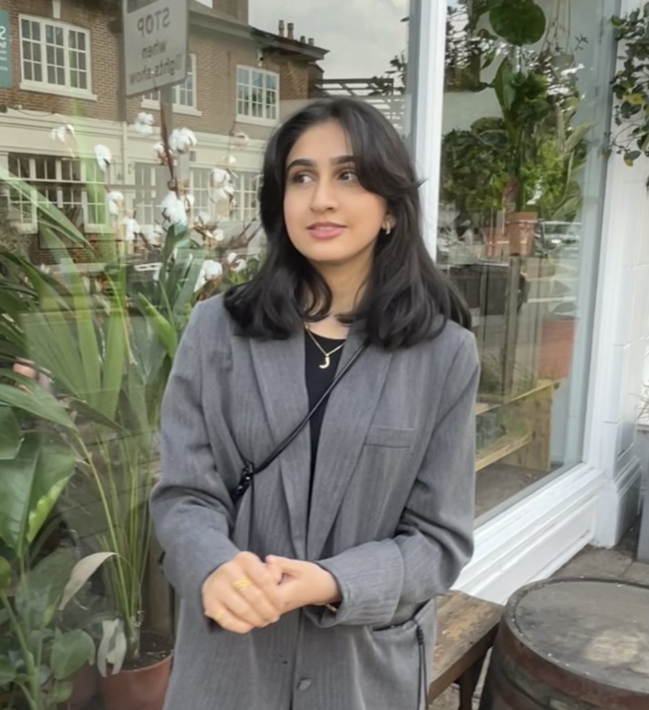 Meet Zainab: a first year Fashion Buying and Merchandising student ...